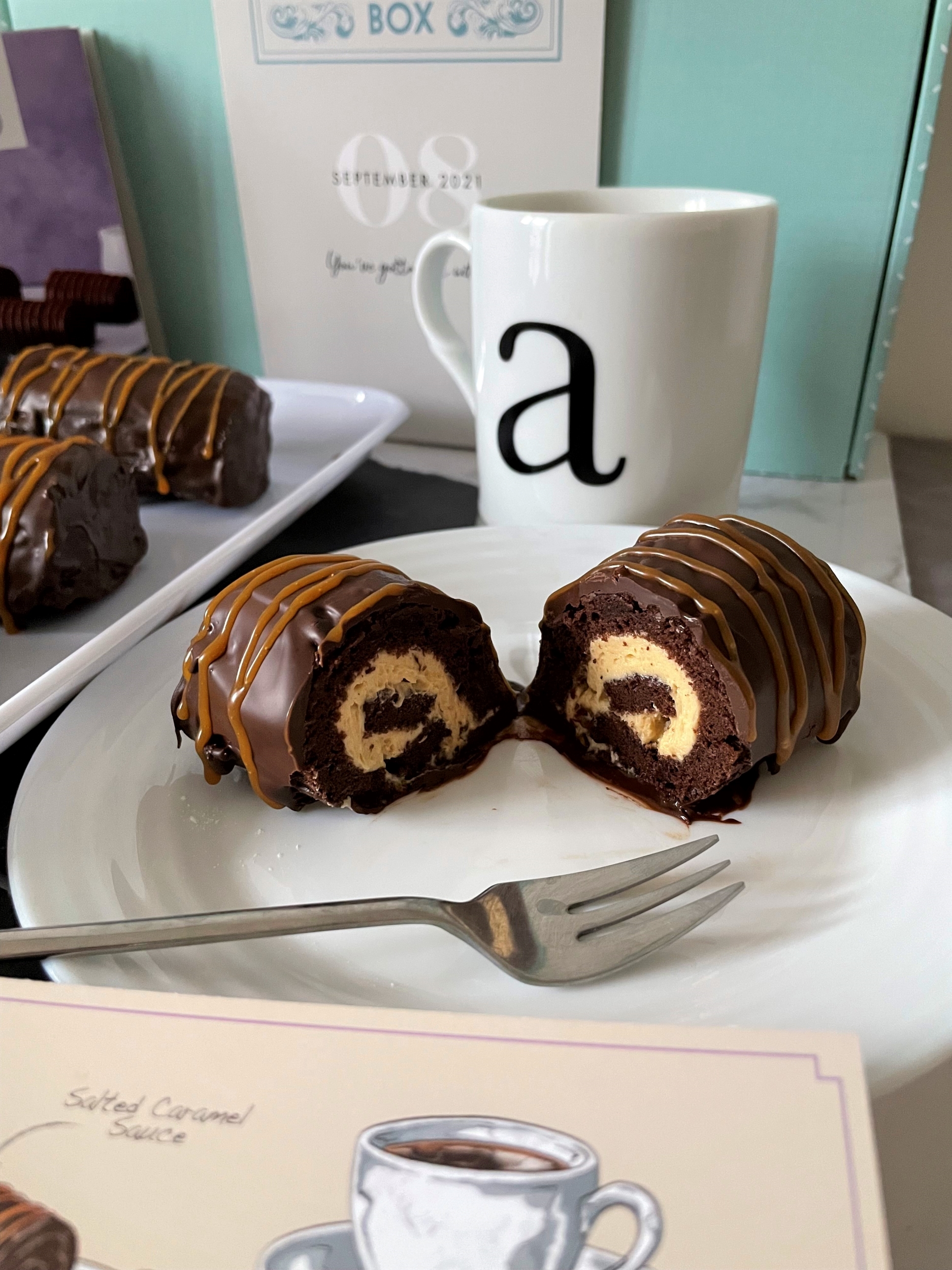 Salted Caramel and Chocolate Mini Rolls | Bake Off Box #8 - TheUniCook